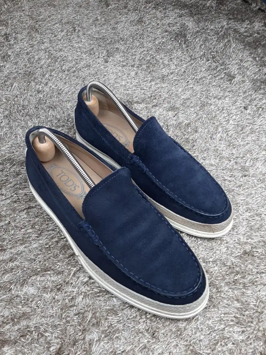 TODS メンズ スエード スリッポン ／ 状態 良し UK6 実際に使用する場合 255 260 - メルカリ