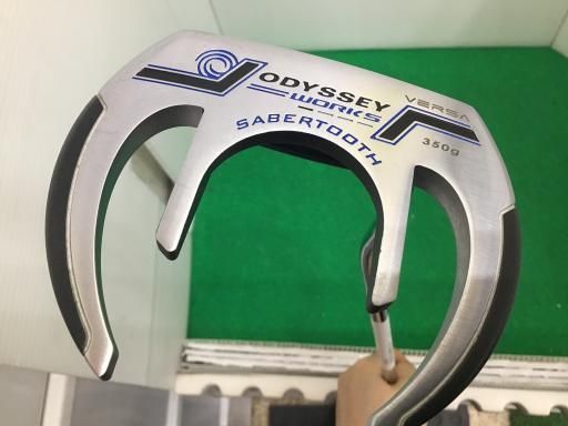 【中古】 オデッセイ WORKS VERSA SABERTOOTH 34インチ パター PT スチール (フレックスその他) メンズ 男性用 右利き 右用 Cランク ゴルフクラブ - メルカリ