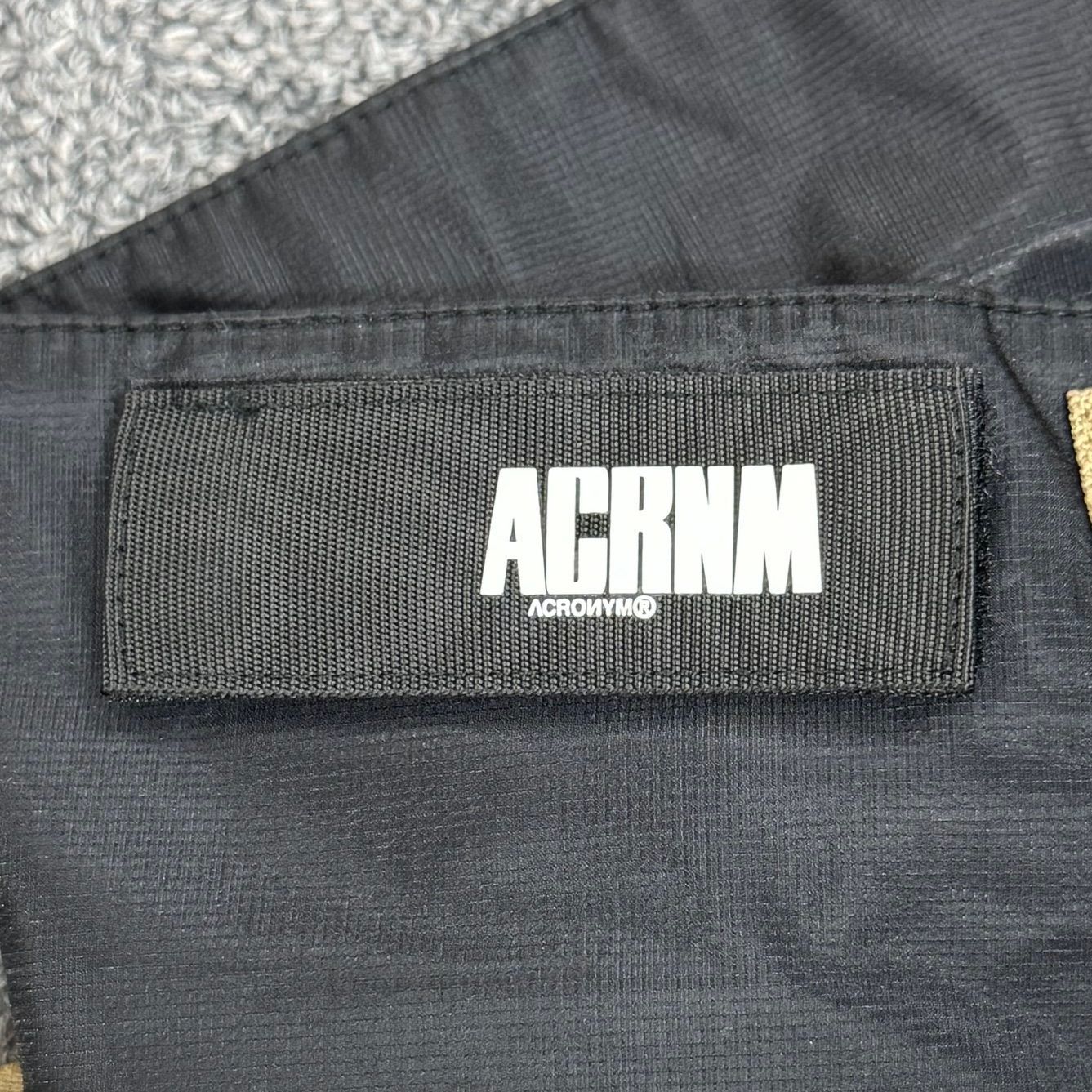参考上代176000円 ACRONYM 2L Gore-Tex Infinium Windstopper 参考上代176000円 ACRONYM 2L Gore-Tex Infinium Windstopper