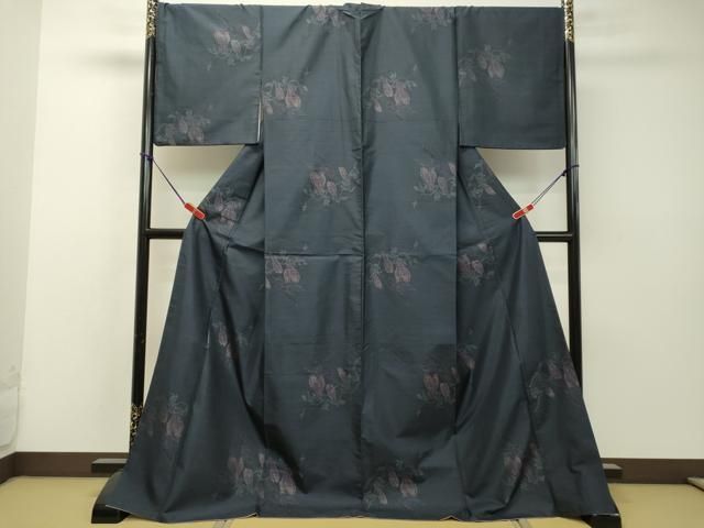 平和屋着物○本場大島紬 9マルキ 草木色泥染 大山謹製 舞蝶