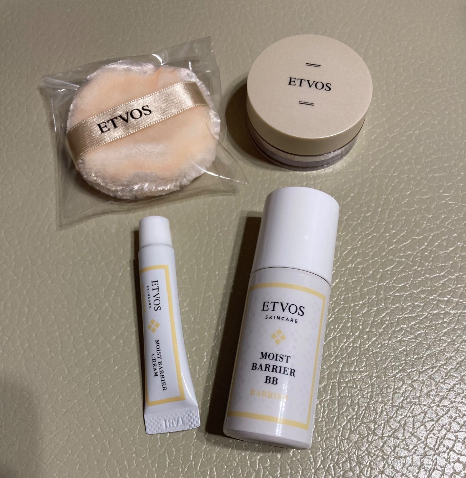 エトヴォス ETVOS BBクリーム パウダー モイストバリアBB トライアルキット - メルカリ