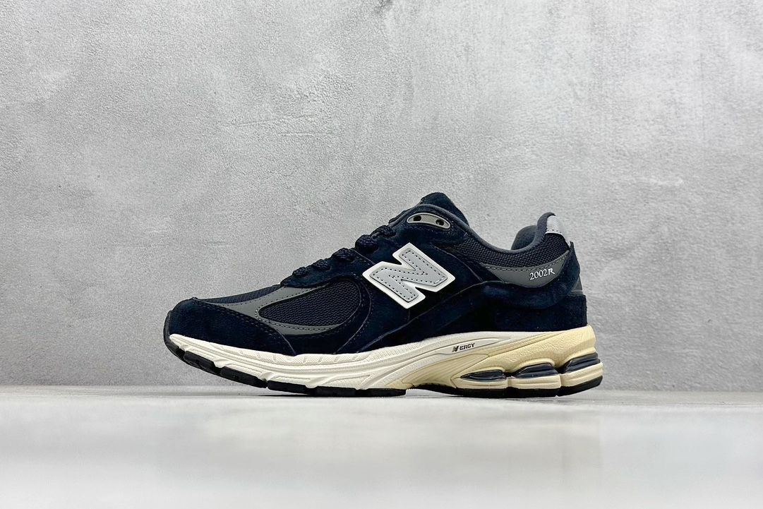 「新品」ニューバランス M2002RCA New Balance NB2002 スニーカー 22-28.5cm 箱付 23cm 23.5cm ...