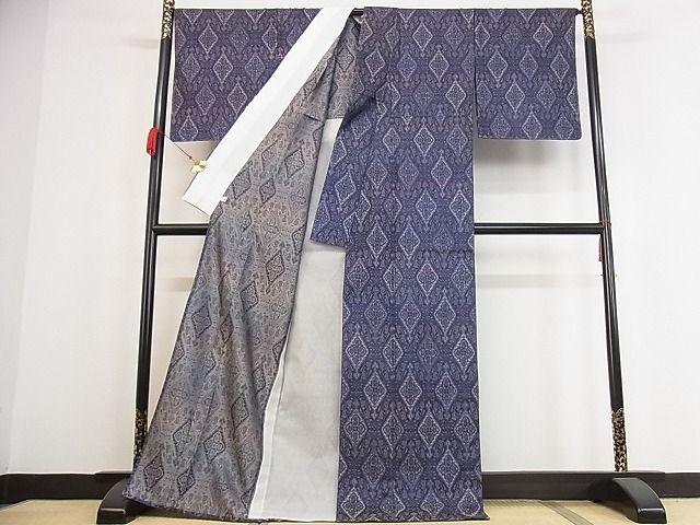 平和屋本店■極上　西陣　月華幻耀　お召　単衣　羽衣箔　花菱文　反端付き　着丈169cm　裄丈67.5cm　正絹　逸品　未使用　4kk4212 平和屋本店□極上 西陣 月華幻耀 お召 単衣 羽衣箔 花菱文 反端付き