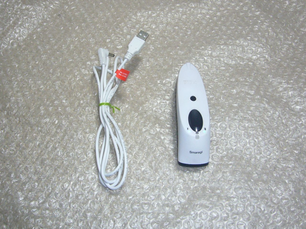 動作確認済 電池新品 Socket Mobile S700 バーコード スキャナ USB充電ケーブル、充電池付き Socket Mobile ...