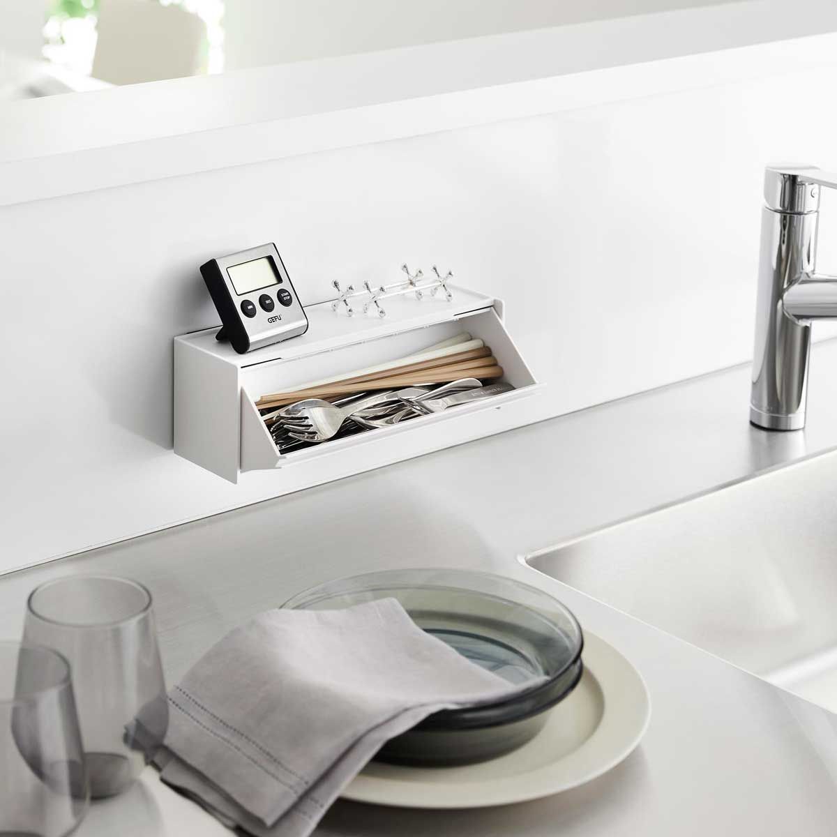 新品 カトラリー収納 山崎実業 tower タワー マグネットカトラリーケース 8462 ホワイト【SPORTUS】※沖縄発送不可 - メルカリ