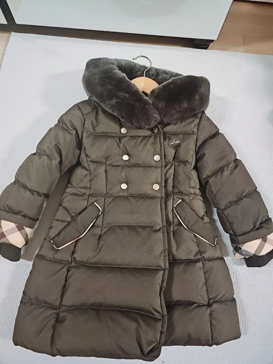 【雷市場（ポンジャン）商品韓国直送】 DAKS(ダックス) ダウン 110 5y - メルカリ