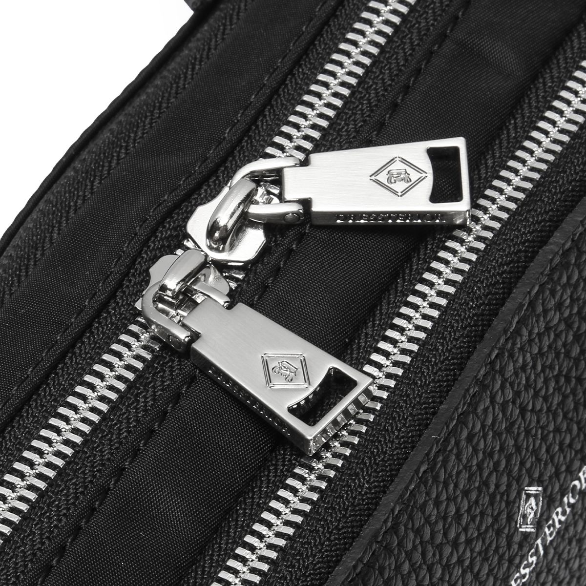 メーカー正規品】ドレステリア ショルダーバッグ メンズ レディース