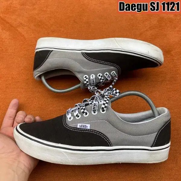 【雷市場（ポンジャン）商品韓国直送】 270 VANS(バンズ) オーセンティック スニーカーズ 靴 - メルカリ