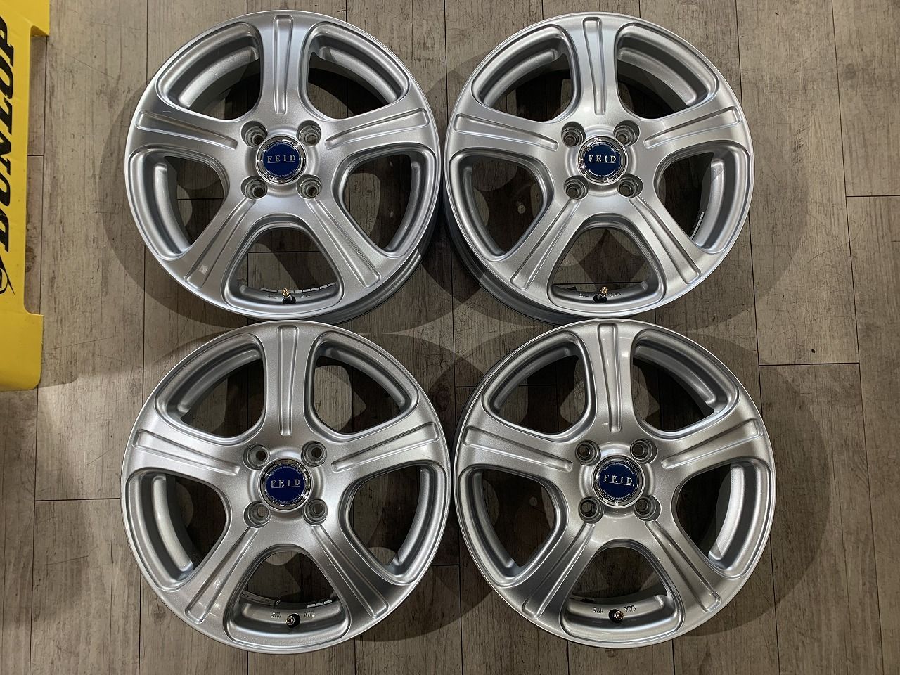 【2401072】BRIDGESTONE FEID NK5 15インチ 4.5J +47 PCD100 4H 72mm ワゴンR タント N ...