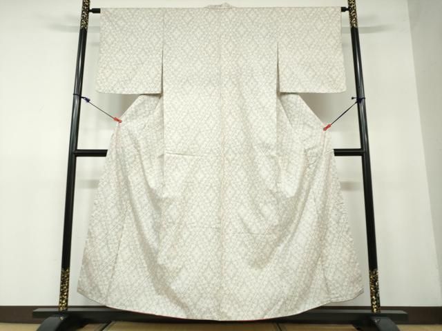 平和屋着物○本場大島紬 白大島 7マルキ 花菱文 正絹 逸品 DAAW5450ud