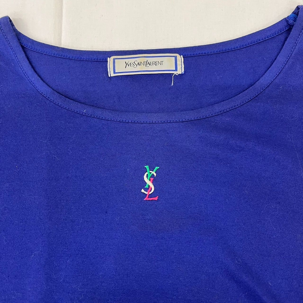 イヴサンローラン Tシャツ YSLロゴ Mサイズ ブルー Yves Saint イヴサンローラン Tシャツ YSLロゴ Mサイズ ブルー Yves Saint