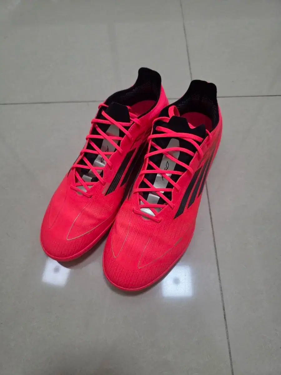 adidas(アディダス) F50 プロ TF 260 出品 - メルカリ