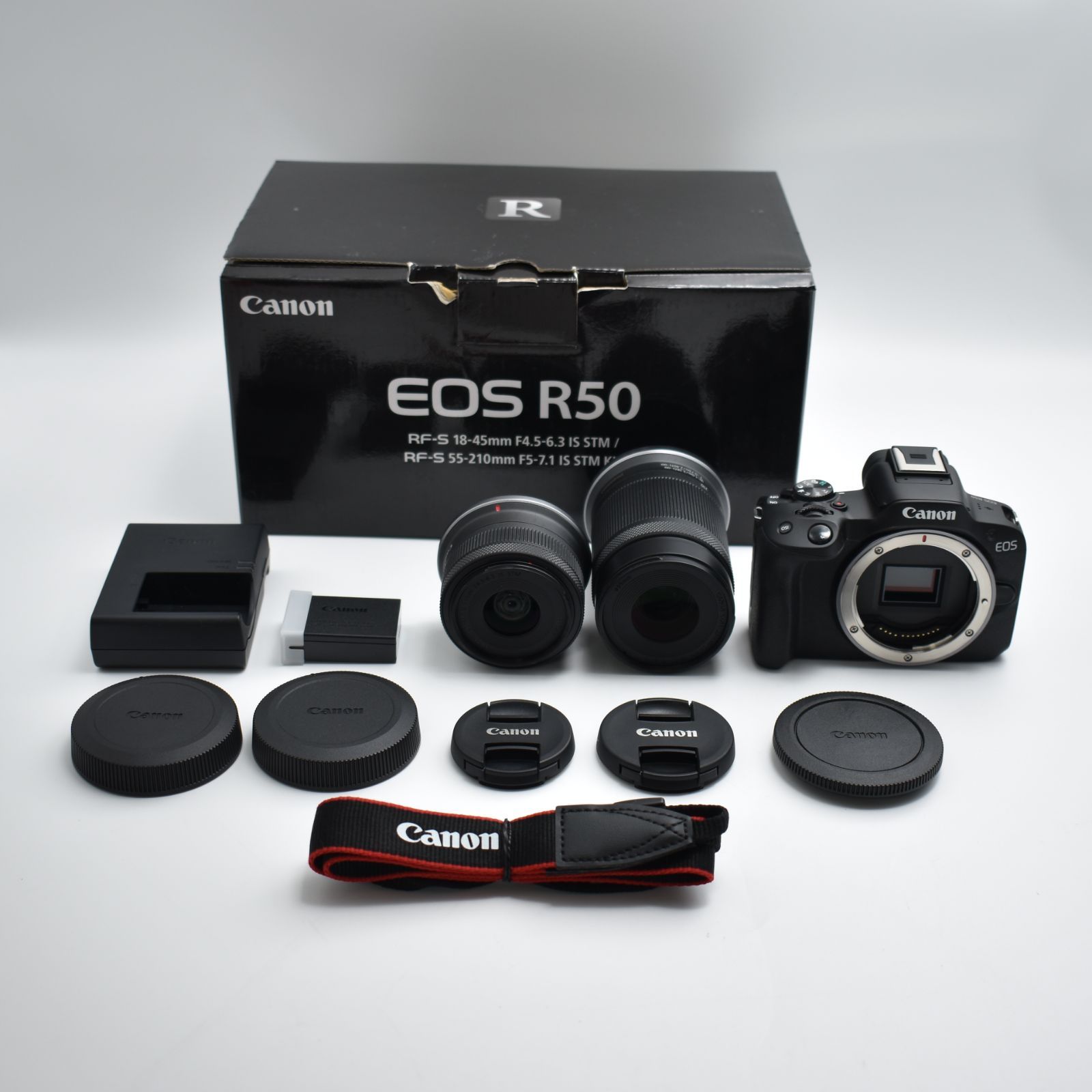 B#7136 Canon ミラーレス一眼カメラ EOS R50 ダブルズームキット(RF-S18-45+RF-S55-210) ブラック ...