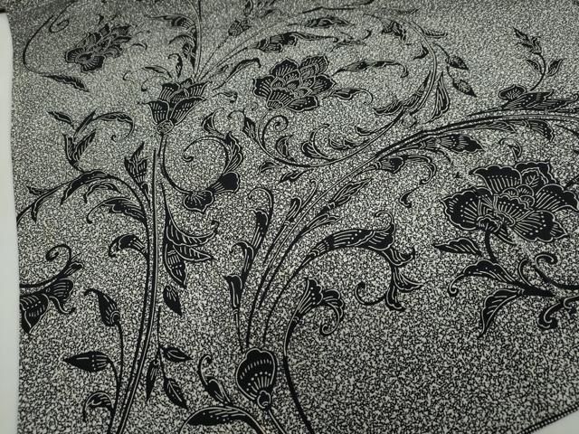 平和屋着物●二代目 川村久太郎　訪問着　更紗花唐草文　たたき染　黒地　正絹　逸品　DAAY5285ud 平和屋着物○二代目 川村久太郎 訪問着 更紗花唐草文 たたき染 黒地