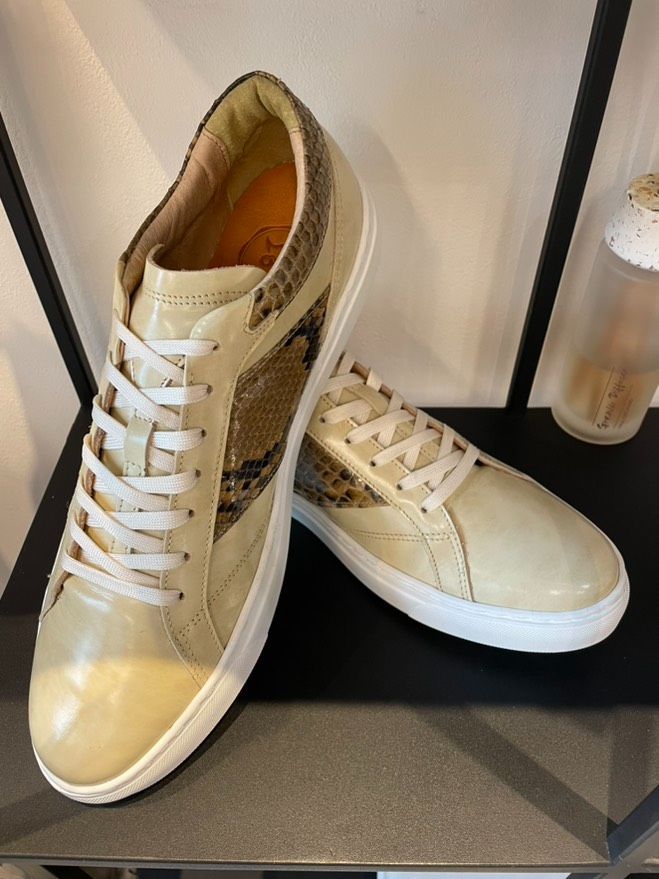 バジョルゴ BajoLugo SIZE:27.5~28.0cm(43) レザースニーカーマスタード×ライトアッシュ （BG78）SAMPLE ...