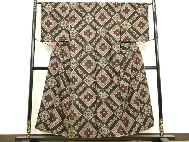 平和屋着物○本場大島紬 龍郷絣 花菱文 正絹 逸品 DAAW5300ud