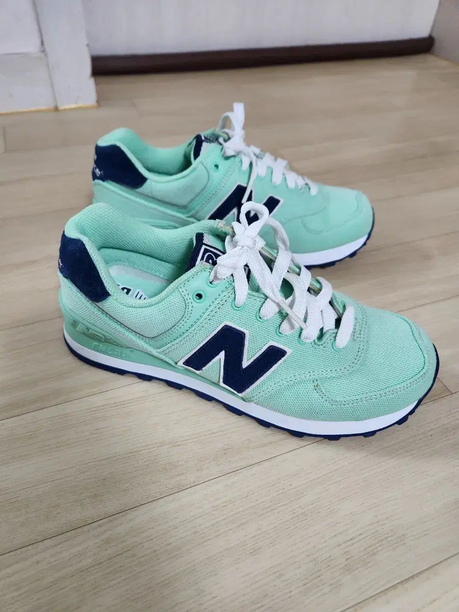 New Balance(ニューバランス) 574 ミント スニーカーズ サイズ 235 - メルカリ
