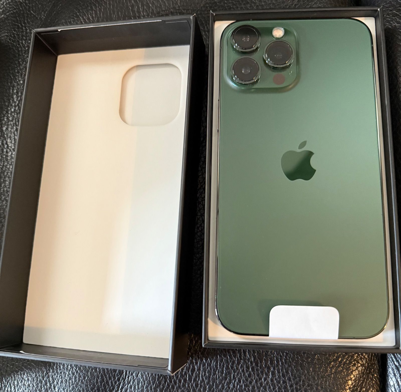 iPhone13 Pro Max 512GB アルパイングリーン (SIMフリー) Apple Store 点検済み - メルカリ