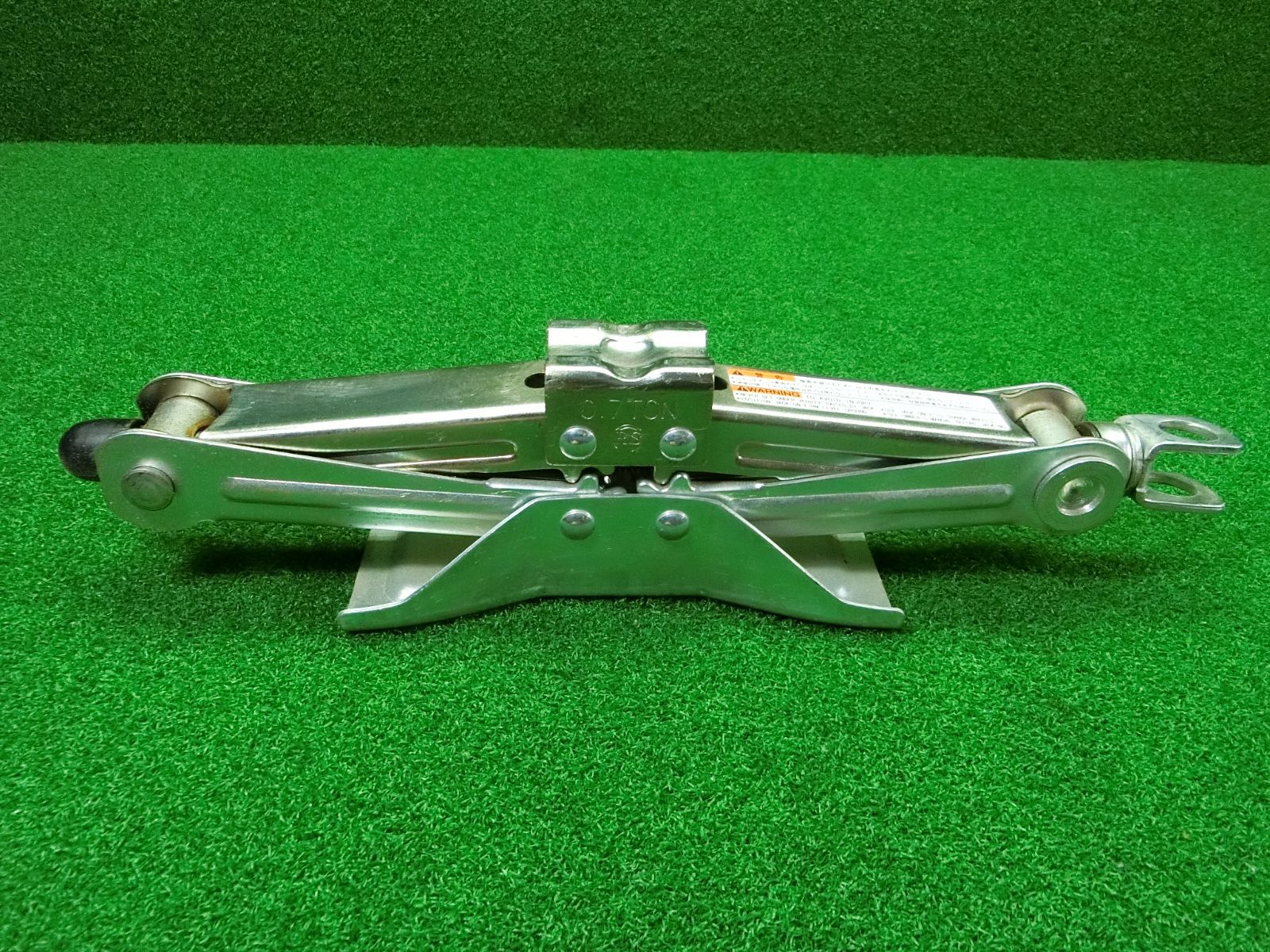 [K8268] エブリイ DA64V 車載工具 パンダグラフ ジャッキ - メルカリ