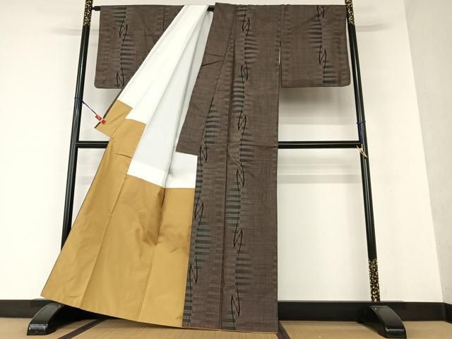 平和屋着物○本場大島紬 泥染め カタス7マルキ 変わり縞 正絹 逸品