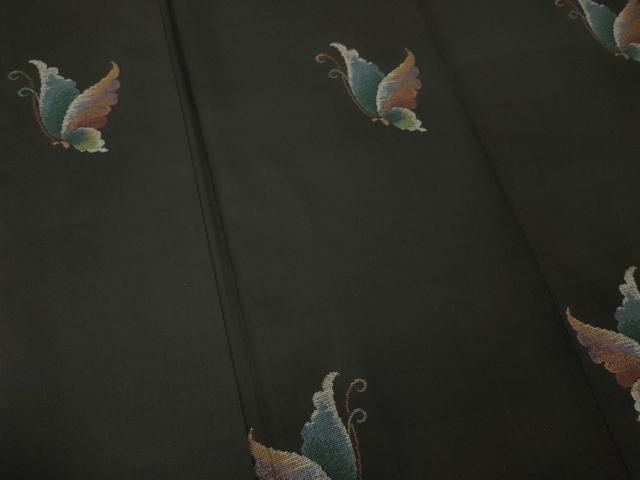 平和屋本店□極上 本場大島紬 9マルキ 地空 舞蝶文 黒地 逸品