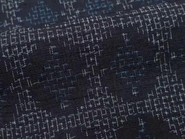 上質な小紋 単衣 草花吉祥文 黒地 逸品 着物 正絹 平和屋着物▽