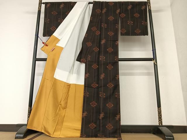 平和屋着物○国指定重要無形文化財 本場久米島紬 手織 正絹