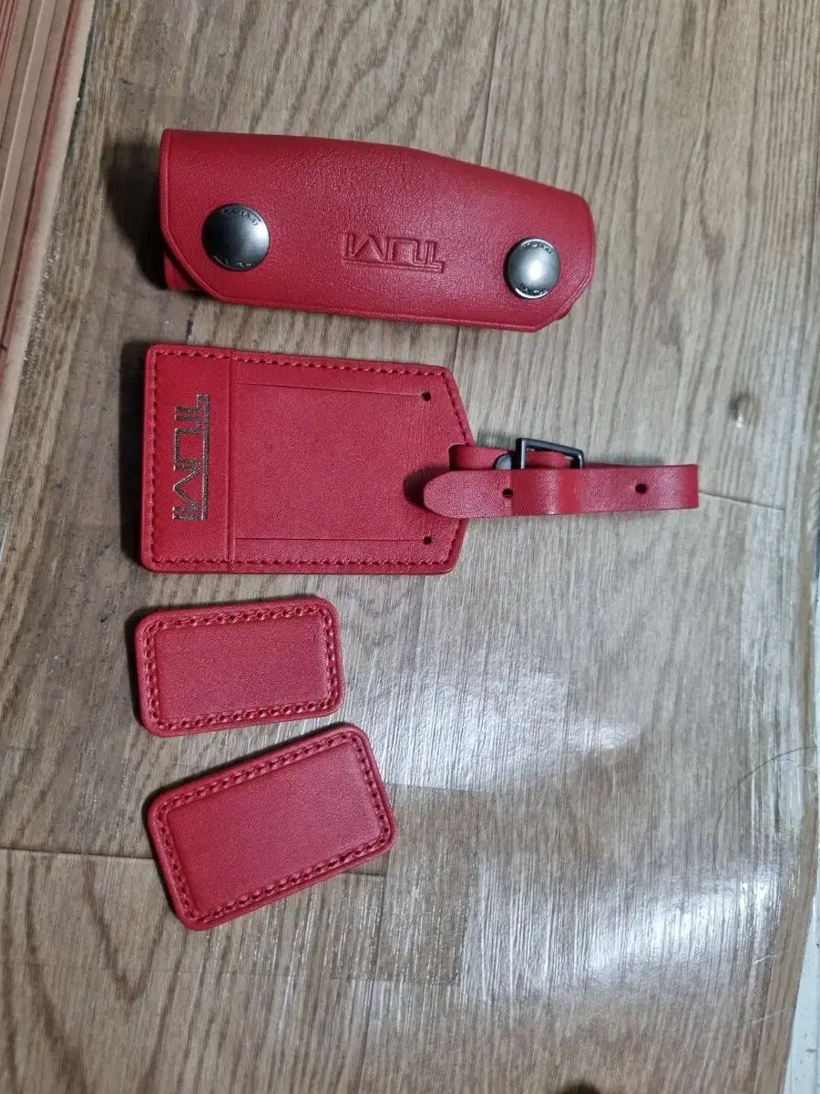 Tumi(トゥミ) ポーチ 付属品 セット 楽天市場】トゥミ TUMI アクセント