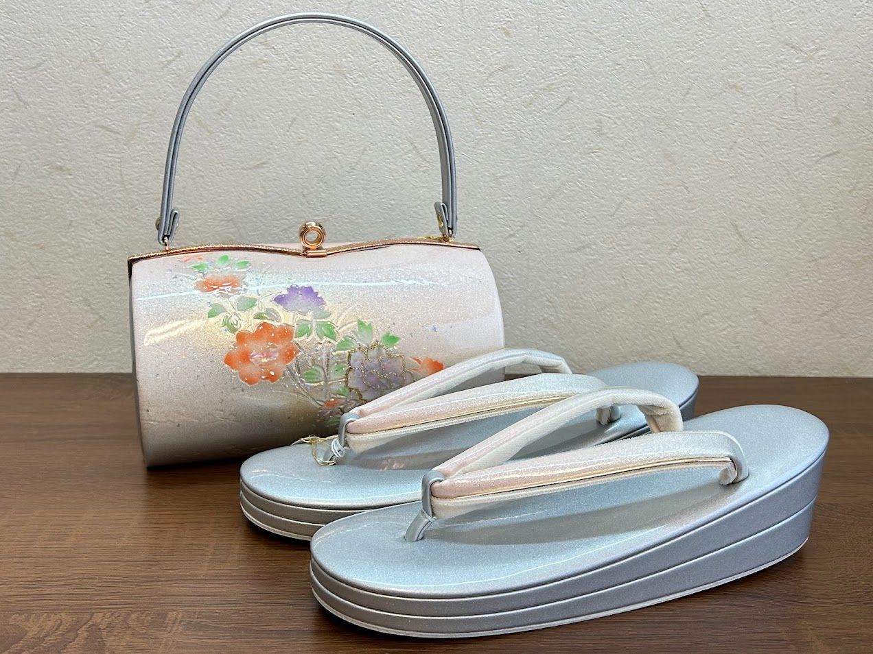 草履とバックのセット フリーサイズ 新品 【250304-2】和装用 草履バック - メルカリ