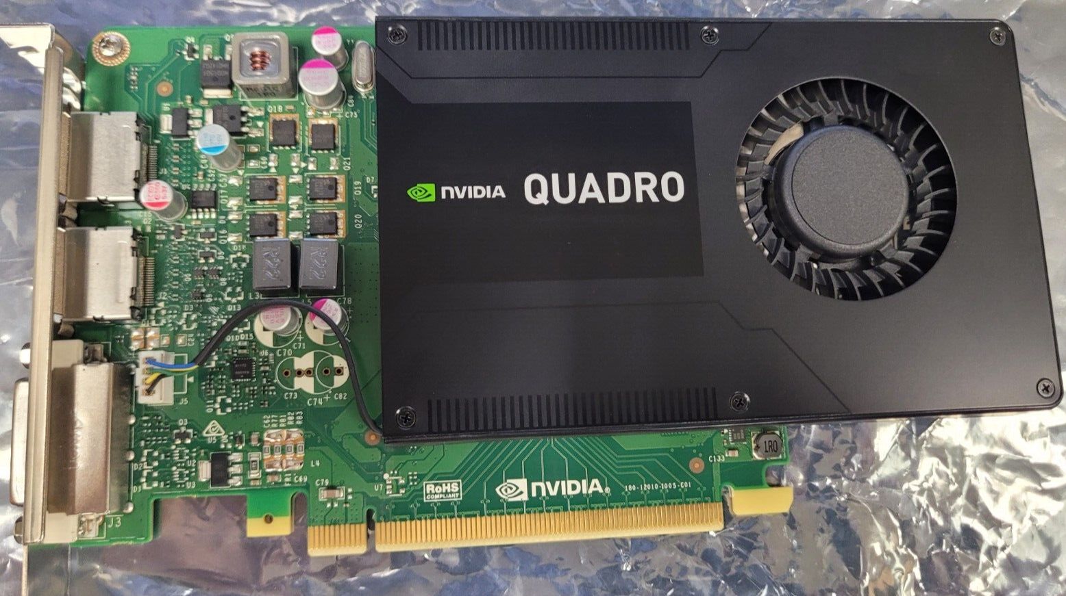 Nvidia Quadro K2200 4GB GDDR5 2x ディスプレイ ポイント 1x DVI グラフィックス カード（NVIDIA ...