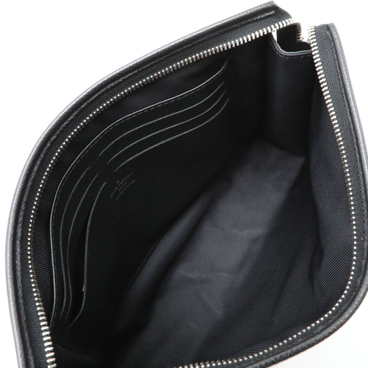 LOUIS VUITTON ルイ ヴィトン タイガ ポシェット ヴォワヤージュMM