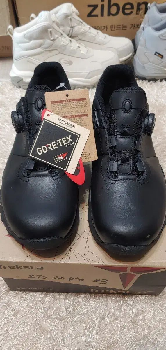 【雷市場（ポンジャン）商品韓国直送】 Treksta(トレクスタ) GORE-TEX(ゴアテックス) ダイアル アクティベーション スニーカー キャンプシューズ 登山靴 270 275 ミリ ...