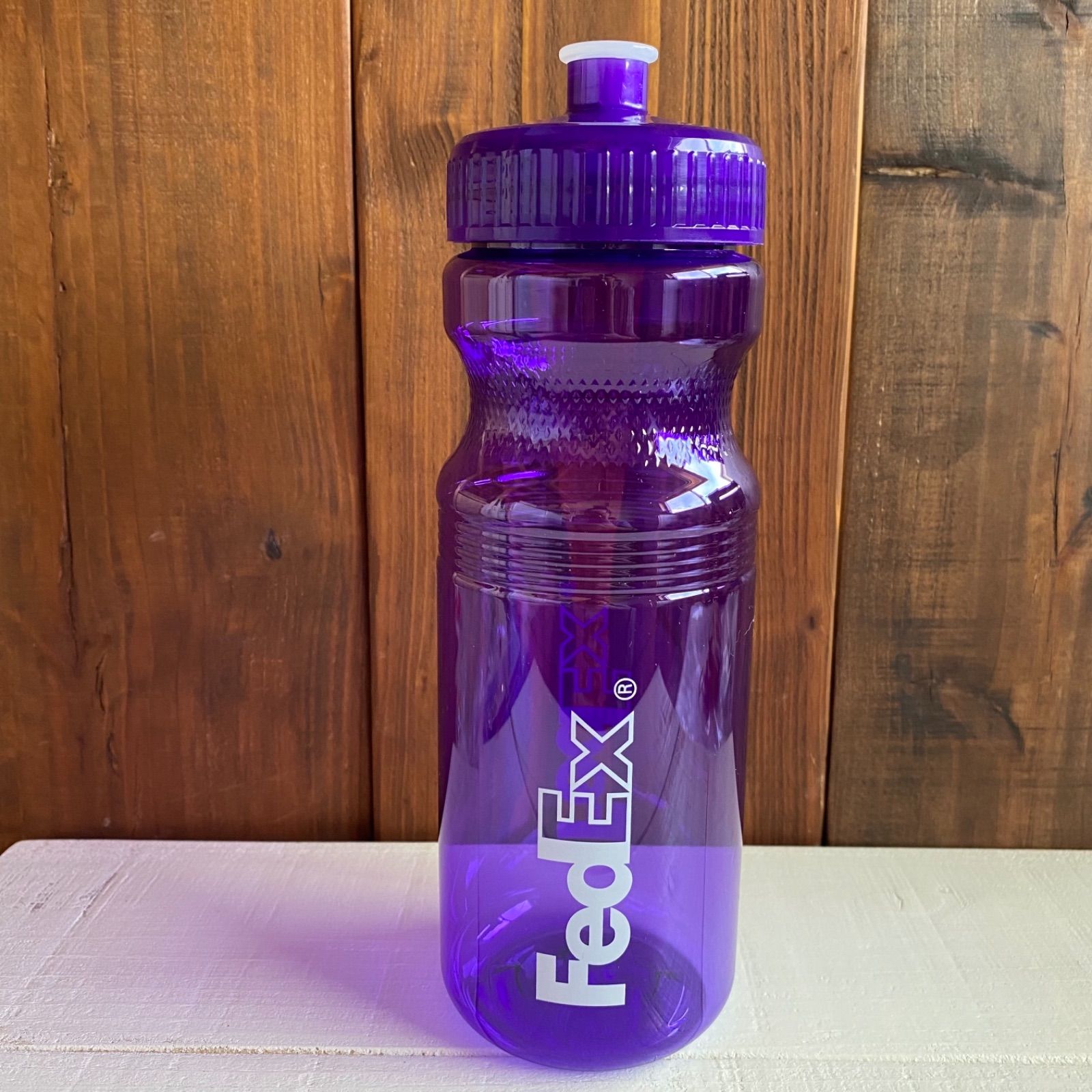 96573 FedEx WATER BOTTLE - メルカリ