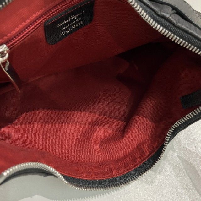サルヴァトーレフェラガモ Salvatore Ferragamo ショルダー サルヴァトーレフェラガモ Salvatore Ferragamo ショルダー