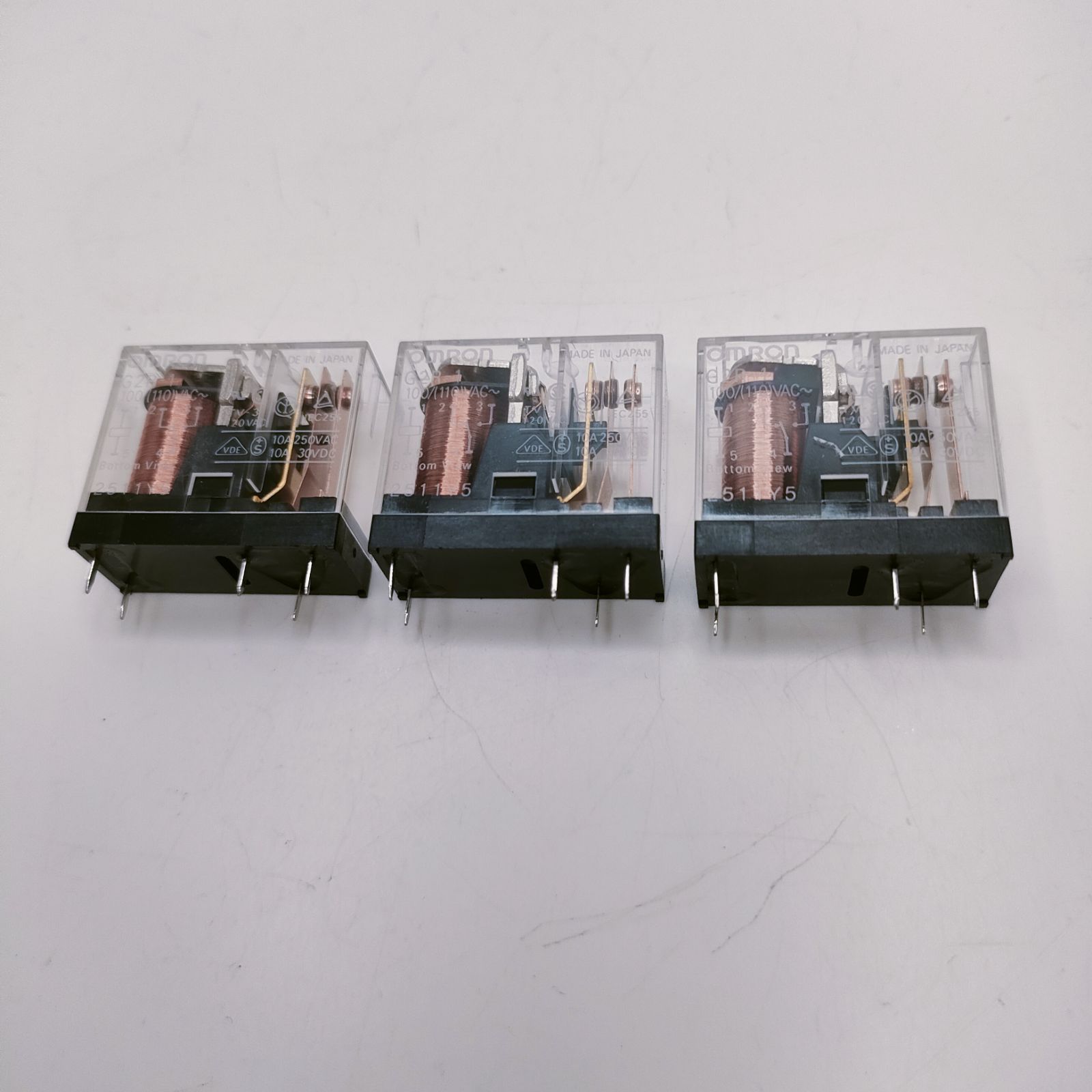 【新品】G2R-1 omron リレー AC100V 3台 - メルカリ