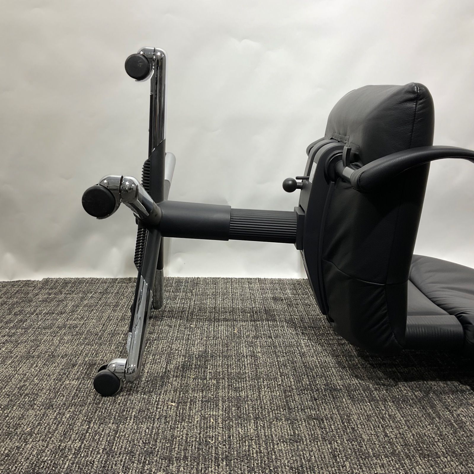 【希少】Vitra ヴィトラ Imago Chair｜美しい曲線美の名作チェア アーム付き 正規品 2脚 - メルカリ