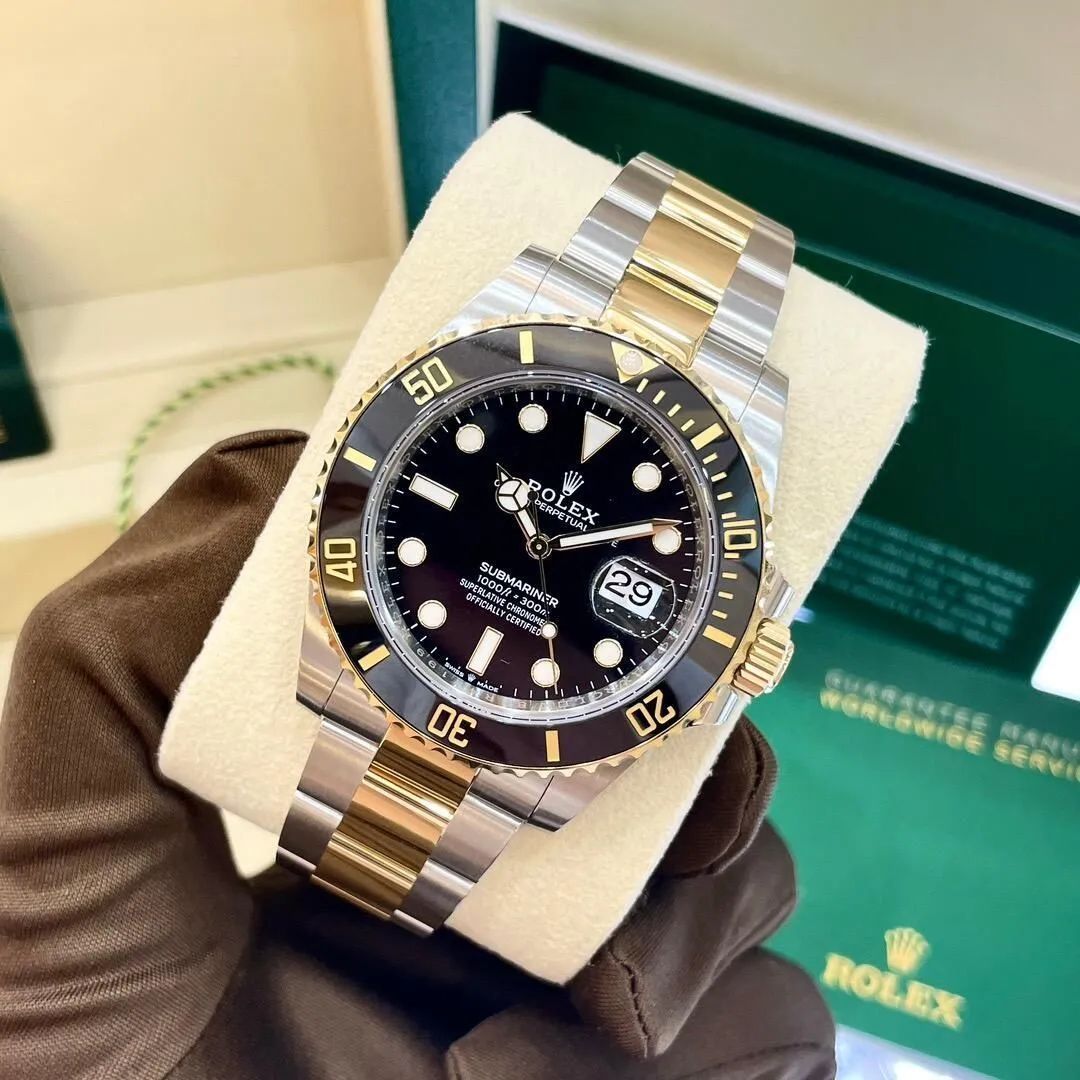 新品箱付き ロレックス サブマリーナ 時計126613 - メルカリ