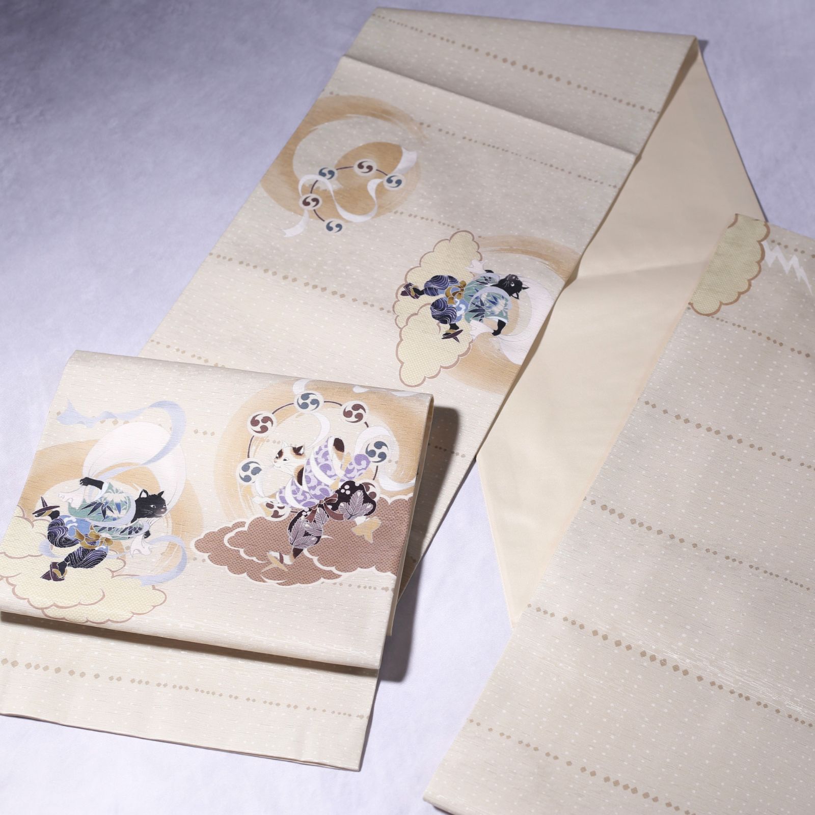 新品・未使用 WAKKA 正絹 京袋帯【風にゃん雷にゃん／ベージュ】お仕立て上がり 着物 帯 カジュアル 一重太鼓 OB-25 - メルカリ