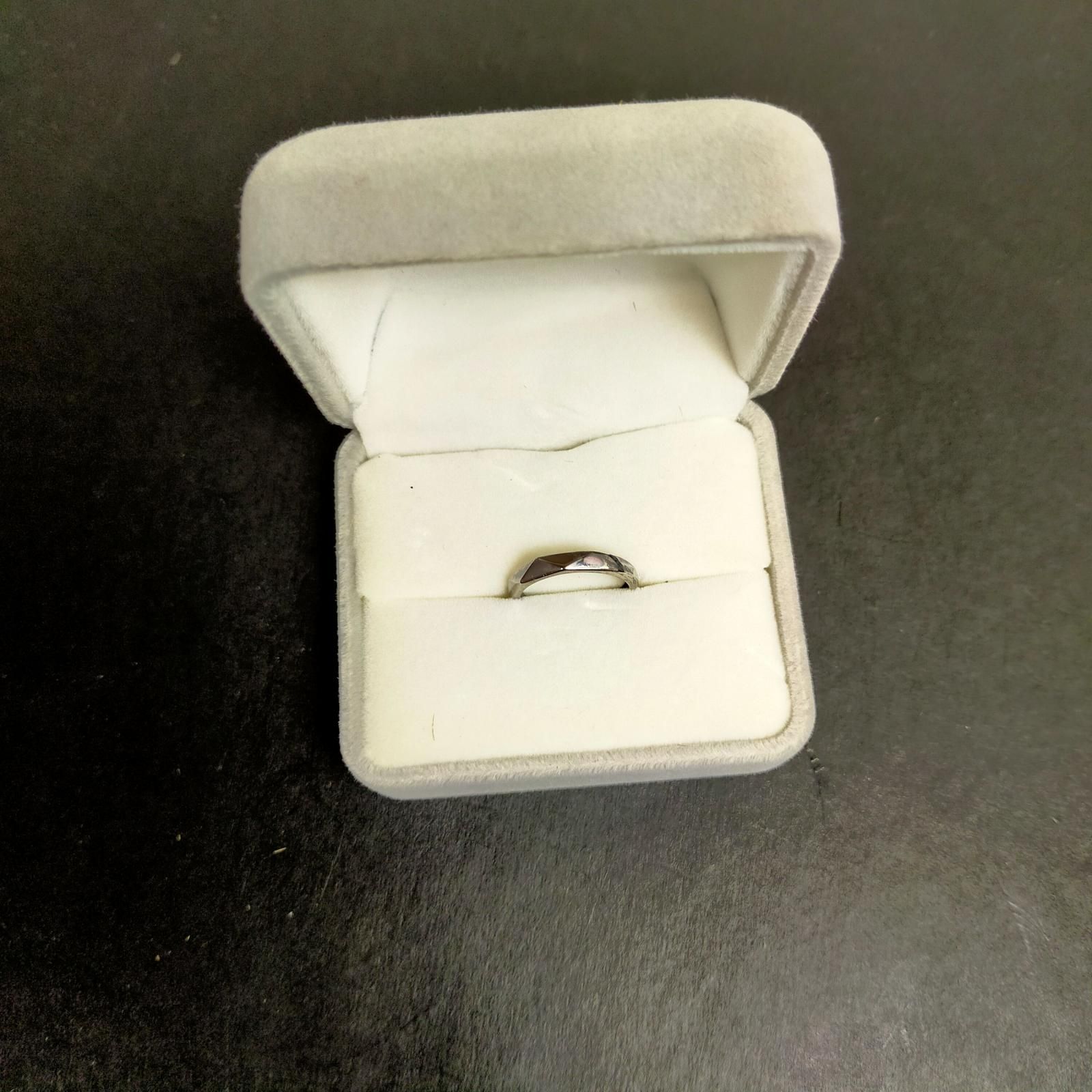 シルバーリング サイズ調整OK S925刻印 シンプルデザイン ギフトボックス入り【中古】 - メルカリ