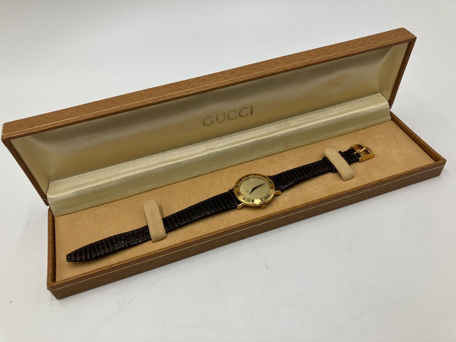 GUCCI 3000L インターロッキング ゴールド - メルカリ
