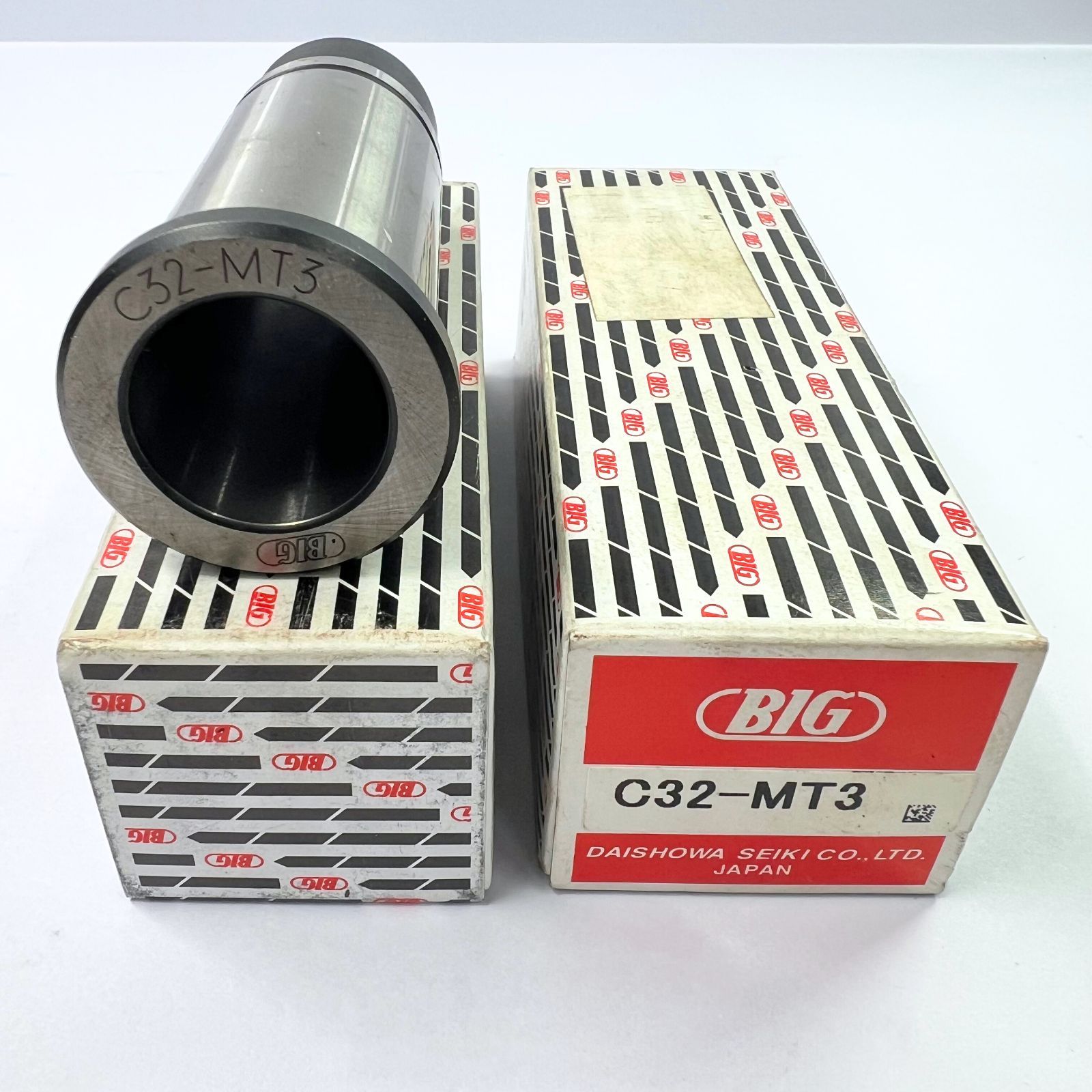 テーパーホルダー BIG C32-MT3 - メルカリ