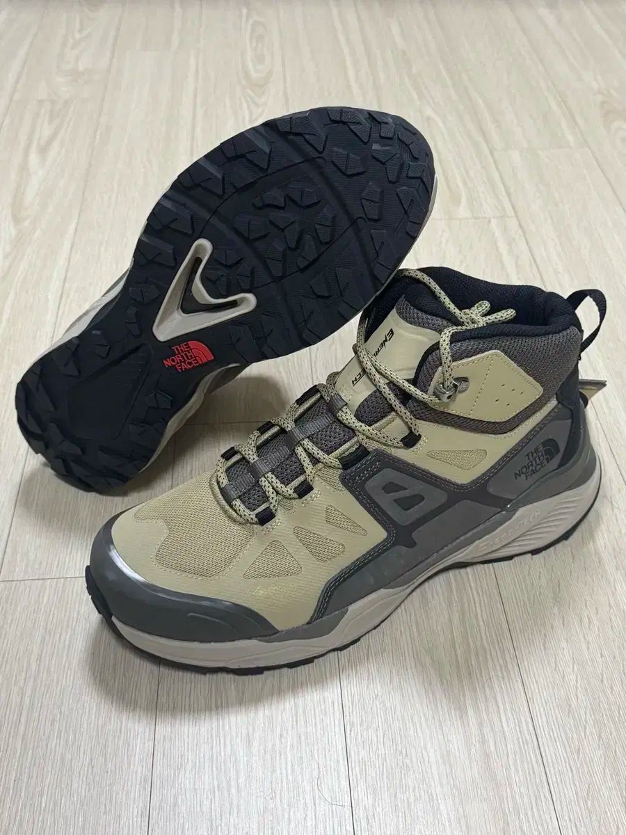 THE NORTH FACE(ザノースフェイス) GORE-TEX(ゴアテックス) 登山靴 275mm - メルカリ