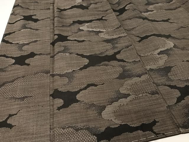 平和屋着物○本場大島紬 150亀甲 雲文 正絹 逸品 未使用 AABA2651np