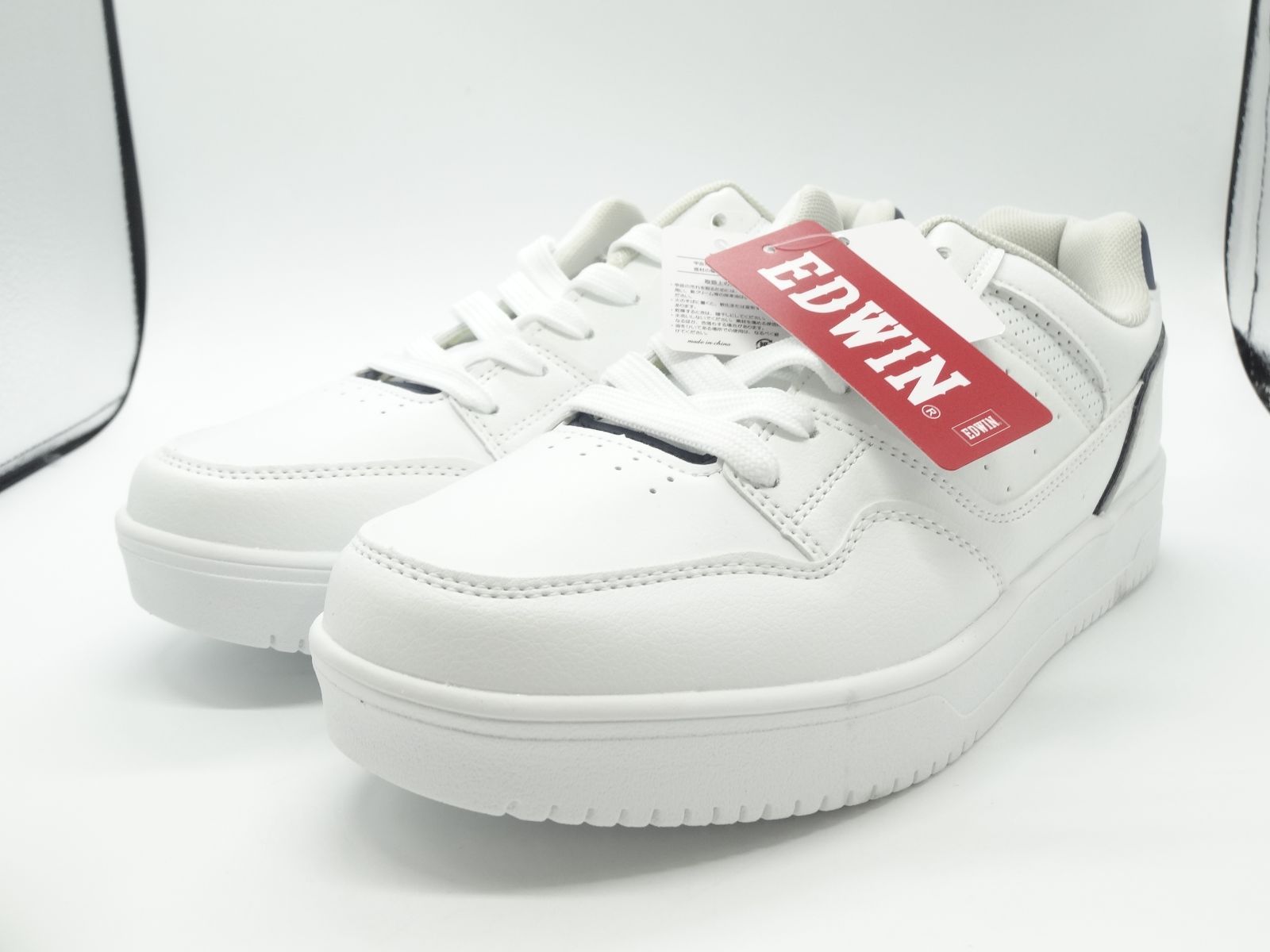 ☆26㎝☆タグ付・未使用 エドウィン ホワイト EDWIN EDW-7107 軽量 通勤 通学 運動靴 - メルカリ
