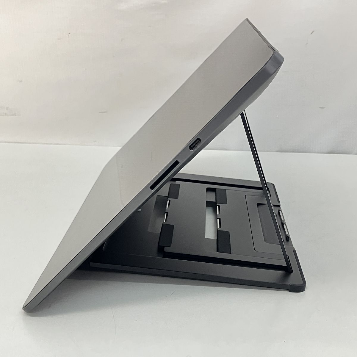 Wacom Cintiqpro DTH-1320 13.3インチ 液晶ペンタブレット 13/16 Wacom Cintiqpro DTH-1320 13.3インチ 液晶ペンタブレット 13/16