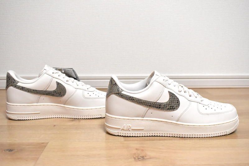 新品 NIKE WMNS AIR FORCE 1 07【28cm】【28.5cm】 DD8959-002 新品 NIKE WMNS AIR FORCE 1 07【28cm】【28.5cm】 DD8959-002