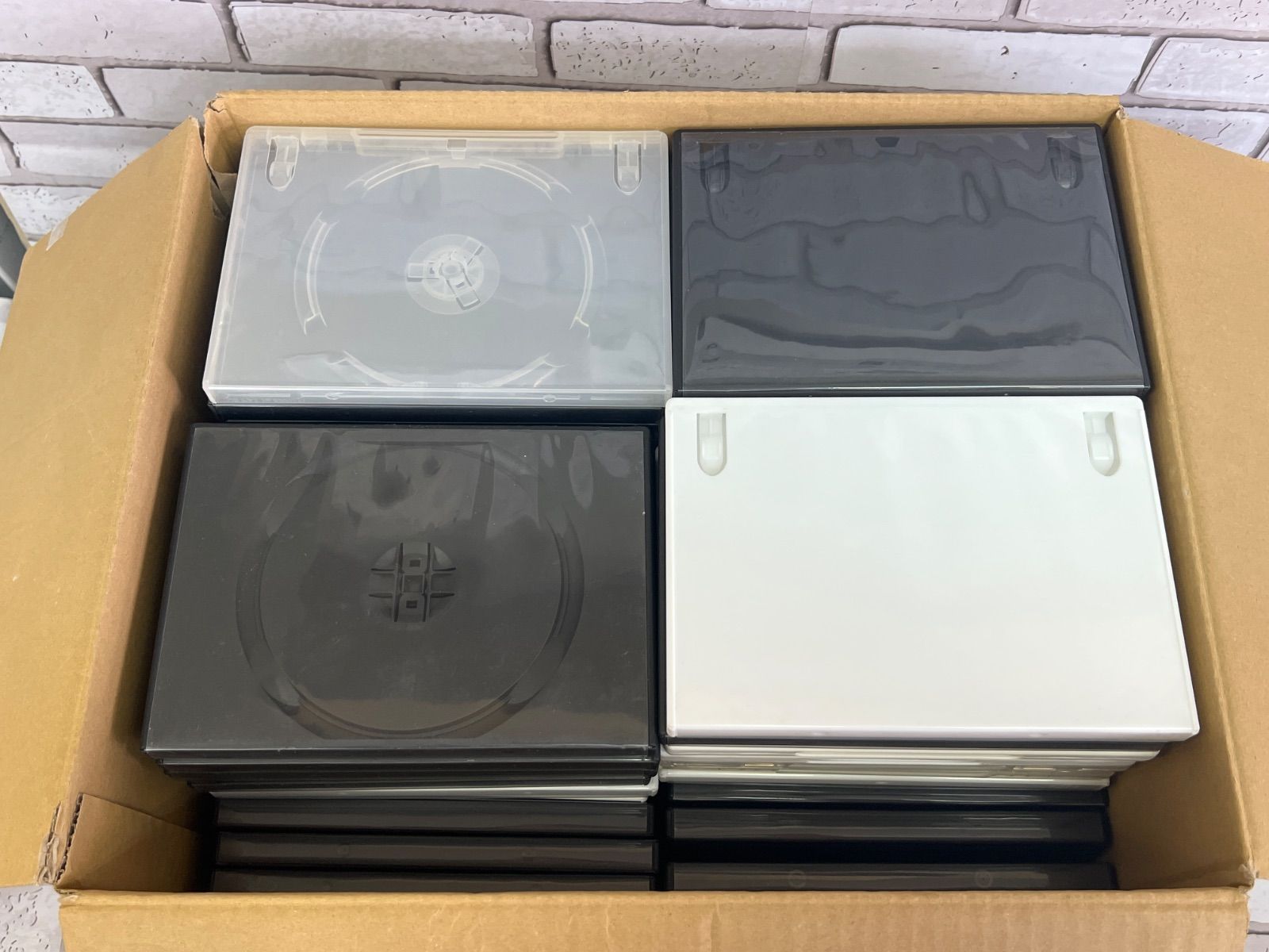 【W6-17】☆ DVD 空ケースまとめ 69枚入りセット 白 黒 クリア - メルカリ