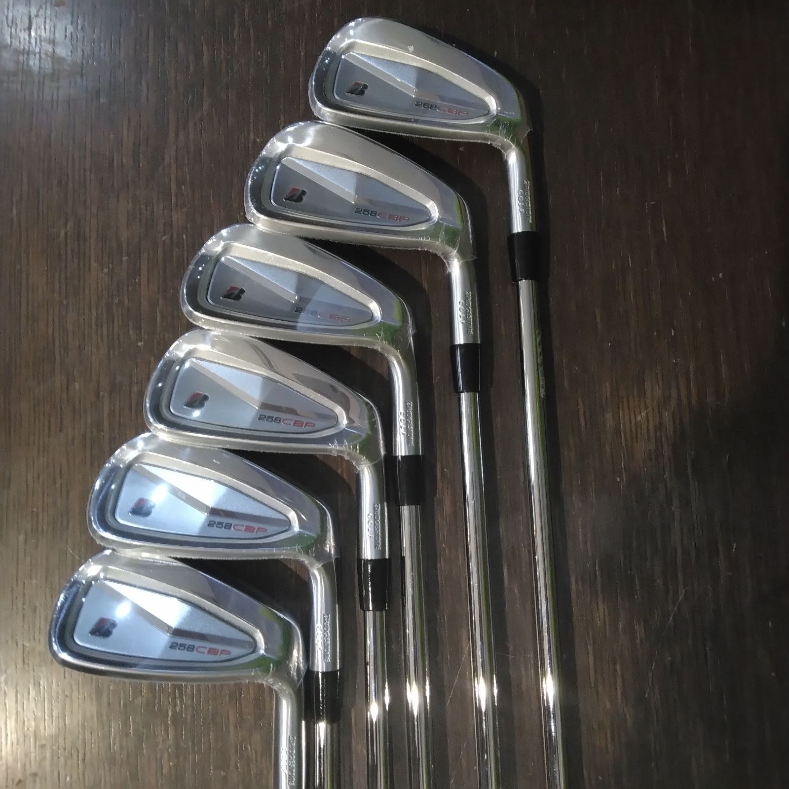 Iset【新品未使用品】BS ブリヂストンゴルフ 258CBP アイアン 6本セット(#5～9、PW) メンズ 右用 N.S.PRO MODUS3 TOUR105 DUAL FLOW スチール ...