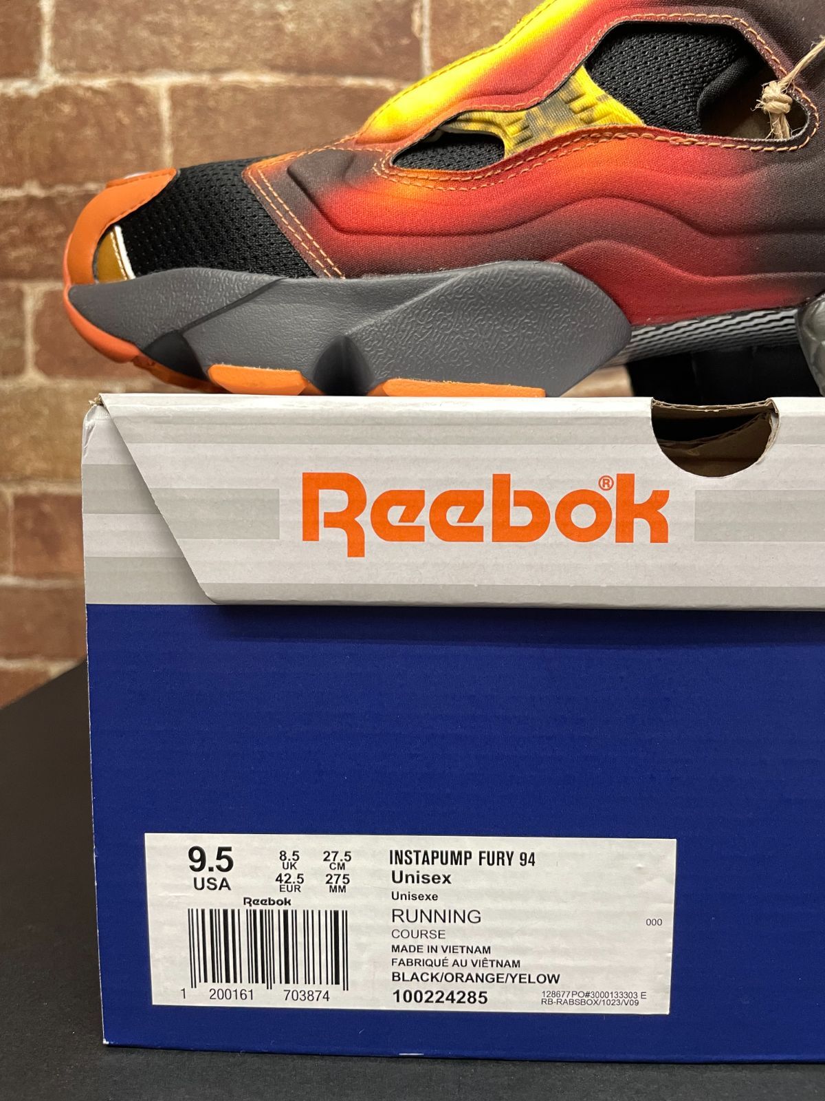 Reebok INSTAPUMP FURY 94 MAGMA B'z ビーズ 稲葉浩志 Koshi Reebok INSTAPUMP FURY 94 MAGMA B'z ビーズ 稲葉浩志 Koshi