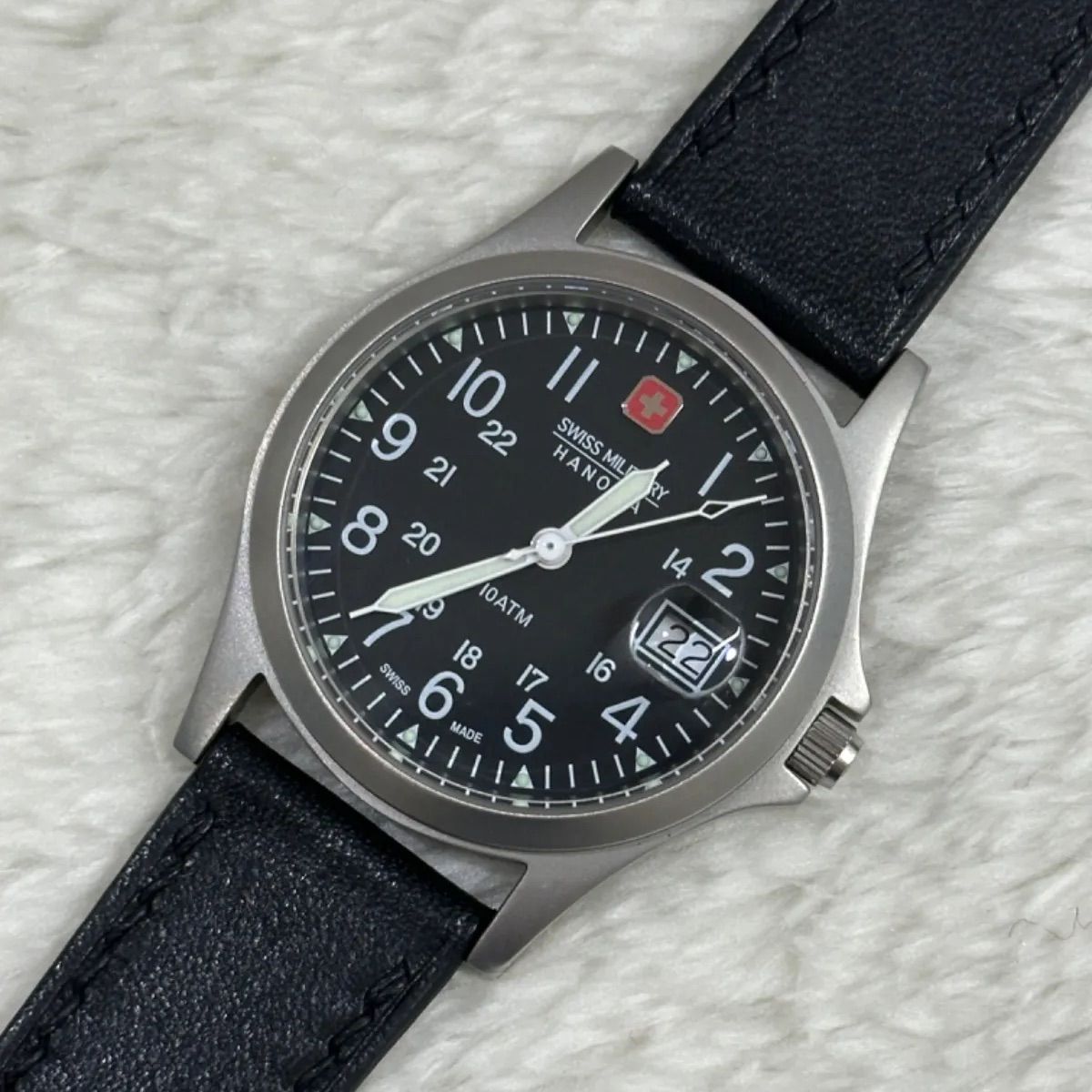 A2584 美品 スイスミリタリーハノワ 05304M - メルカリ